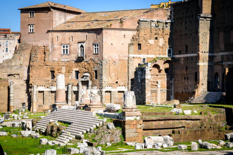 Rome by Campervan (in 18 photos) and where to stay in van - VandogTraveller